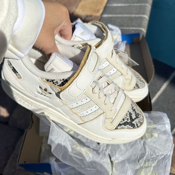 adidas | Shoes | Adidas Originals Forum 84 Low White Snakeskin Mens ...